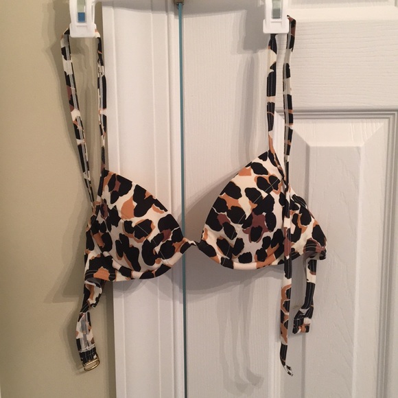 Victoria's Secret | Swim | Leopard Print Victorias Secret Bikini Top ...